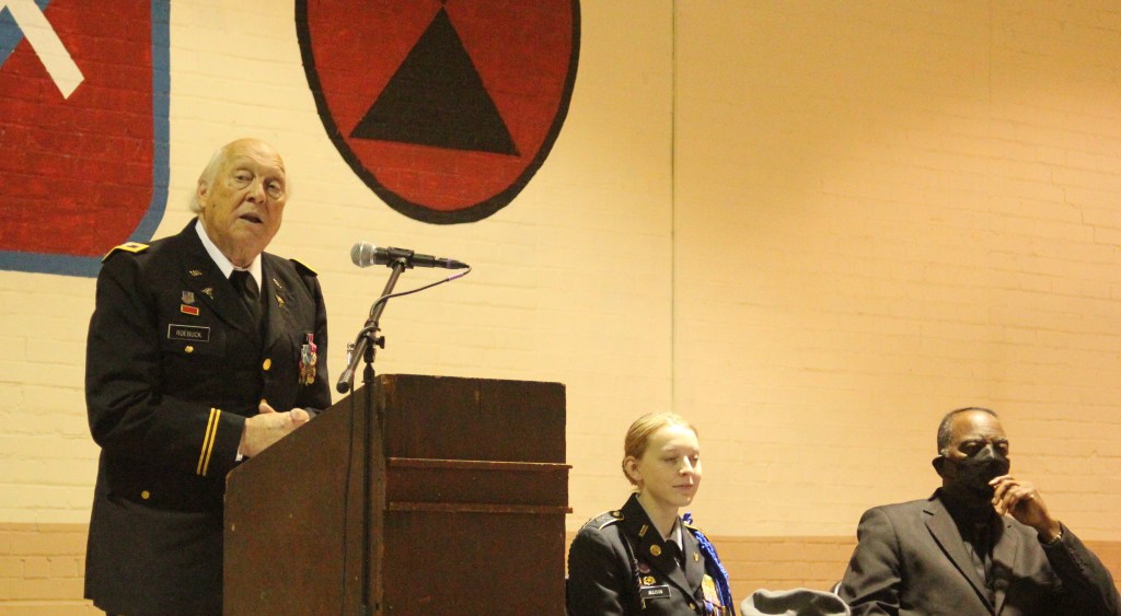 Community reminded to 'Never Forget' sacrifice servicemen gave for ...