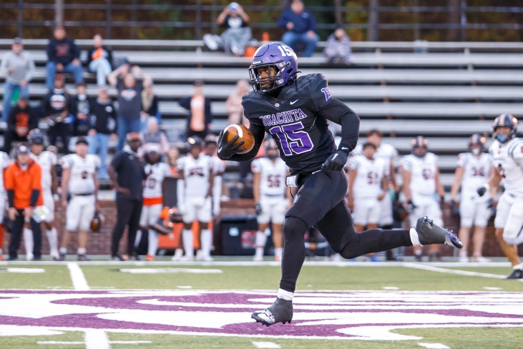 Tigers' Cole makes national ballot for Harlon Hill Trophy