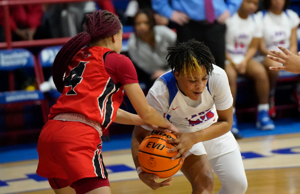 Lady Badgers snag win at home over Lady Cards